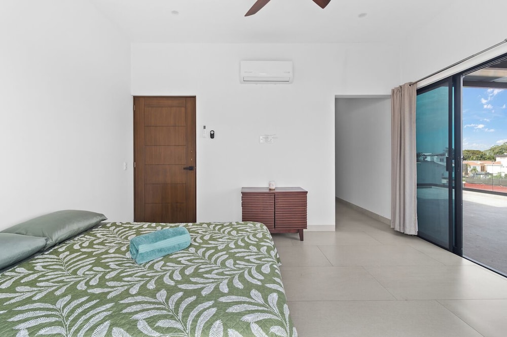 Casa Bella- 4 Bed, 3 Bath, With Parking - Puerto Vallarta