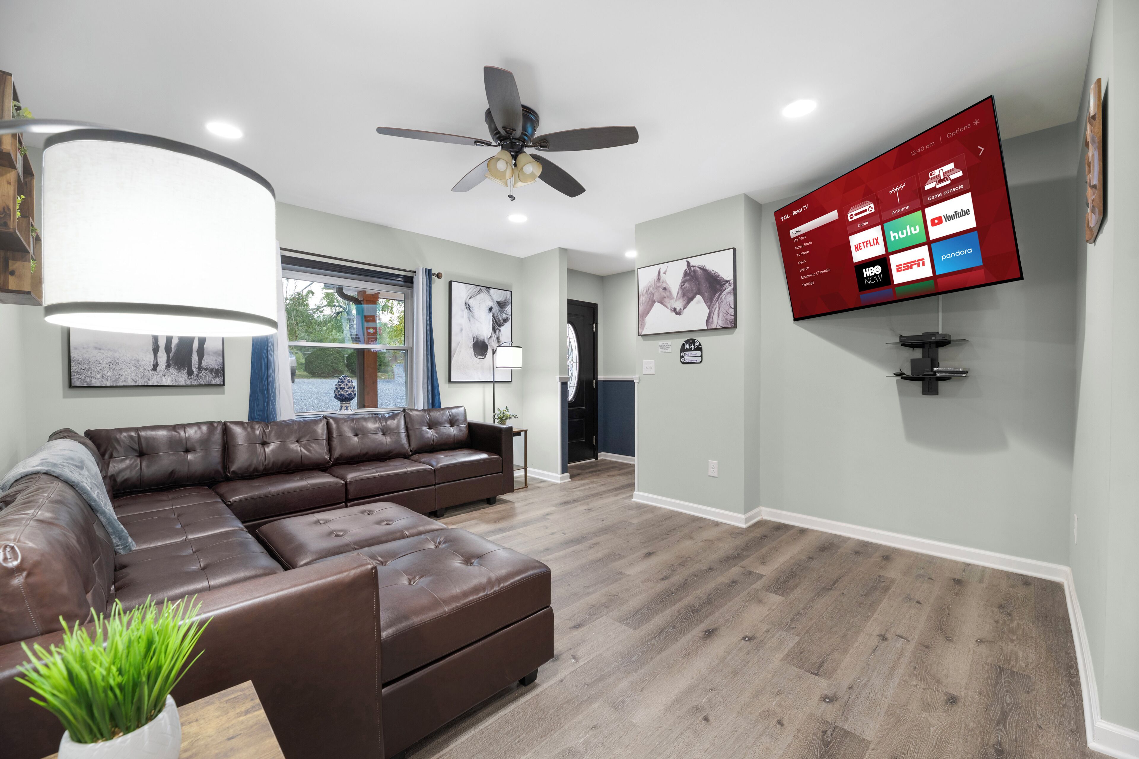 "Enchanted Forest" - Pool, Hot Tub, Pond, Pickleball, Basketball, Putt Putt ++++ - Statesville, NC