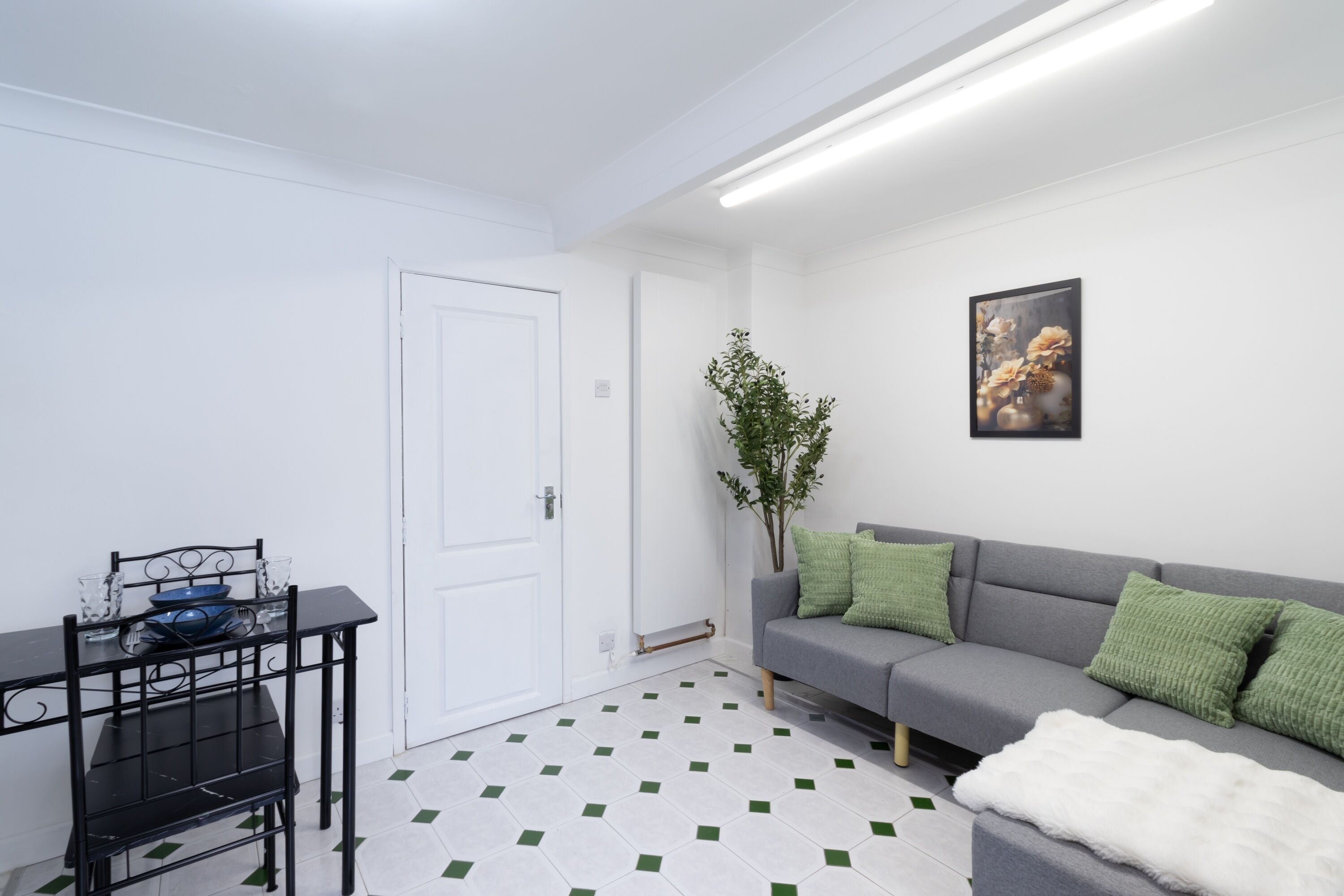 Open Mind Property - 2 Beds & Free Parking - Isle of Wight