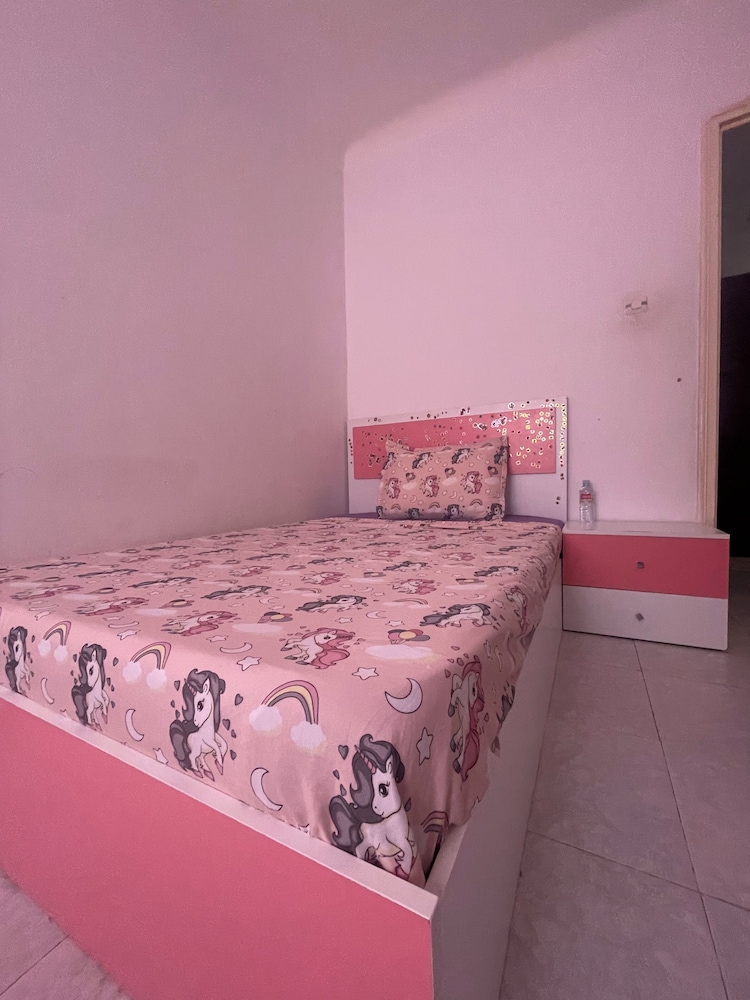 Cosy Host Apartment - Algeria