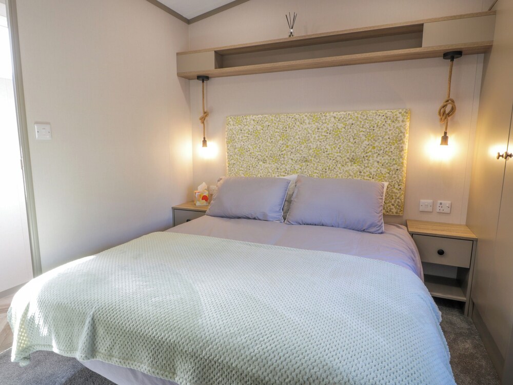 11A MANSION VIEW, with a garden in Kilcreggan - Cove | Vrbo