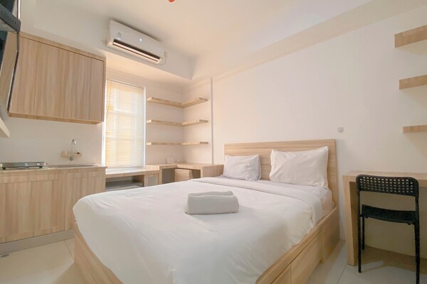 Simply Look And Homey Studio Paltrow City Apartment - Semarang