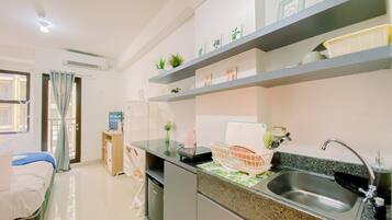 Estúdio | Cozinha privada | Minifrigorífico, uma placa de cozinha, uma panela elétrica de arroz