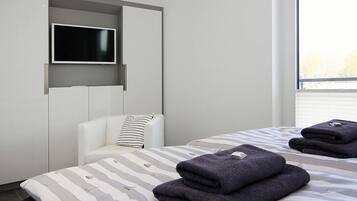 Casa | 2 quartos, com mobília individualizada