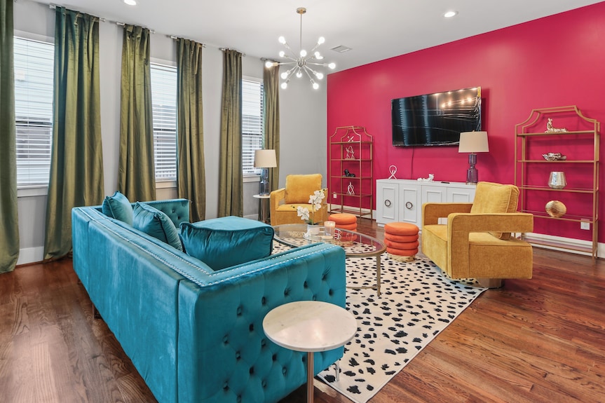Midtown Palace - 2 Mins From Downtown - Spacious - Houston, TX