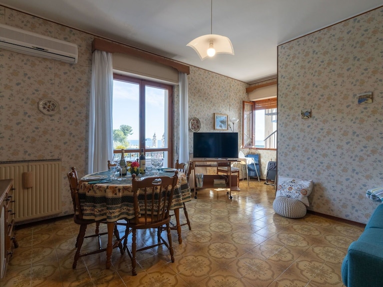 Cosy Apartment For 6 Guests With A/c, Wifi, Terrace, Pets Allowed And Panoramic View - Alassio
