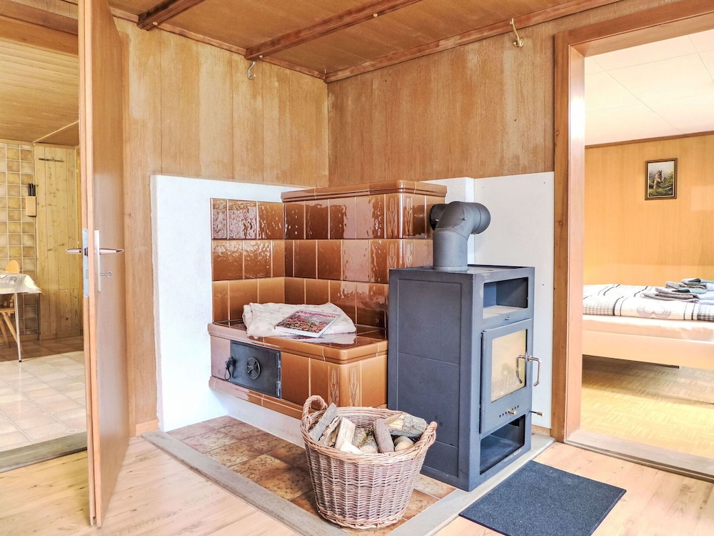Schönes Ferienhaus Für 3 Gäste Mit W-lan, Tv, Haustiere Erlaubt, Panoramablick Und Parkplatz - Kiental BE