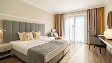 Quarto Comfort | Cofre no quarto, quartos insonorizados, Wi-fi grátis