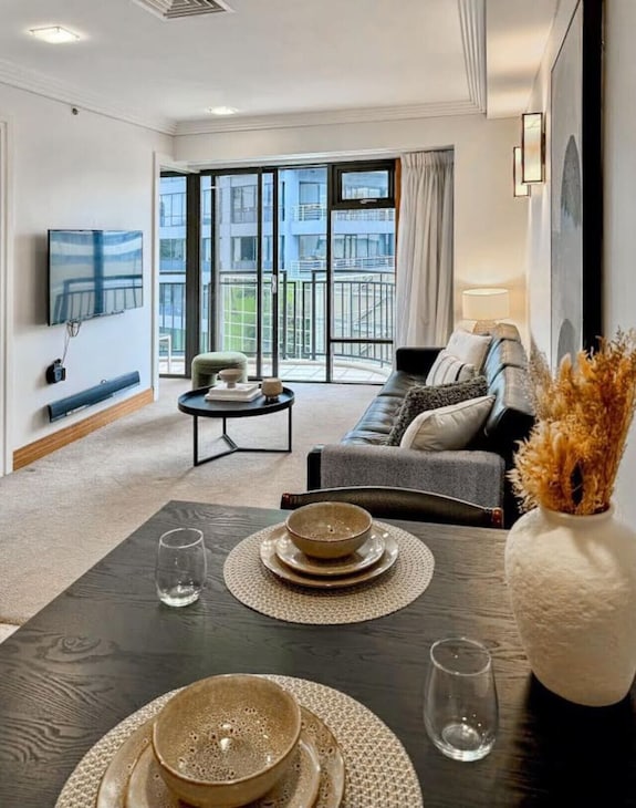 Central Cbd Apartment | Quiet & Modern | Close To Uni And Offices - Auckland