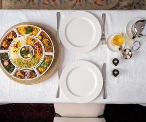 Almoços e jantares servidos 
