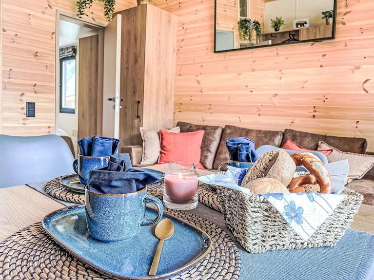 Cosy Apartment In Villa For 5 Guests With A/c, Tv, Terrace And Pets Allowed - Rosenheim