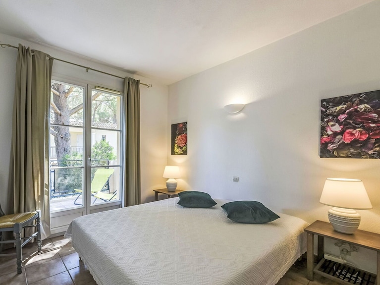 Bel Appartement Pour 4 Personnes Avec Wifi, Piscine, Tv, Terrasse, Animaux Admis Et Vue Panoramique - Gassin