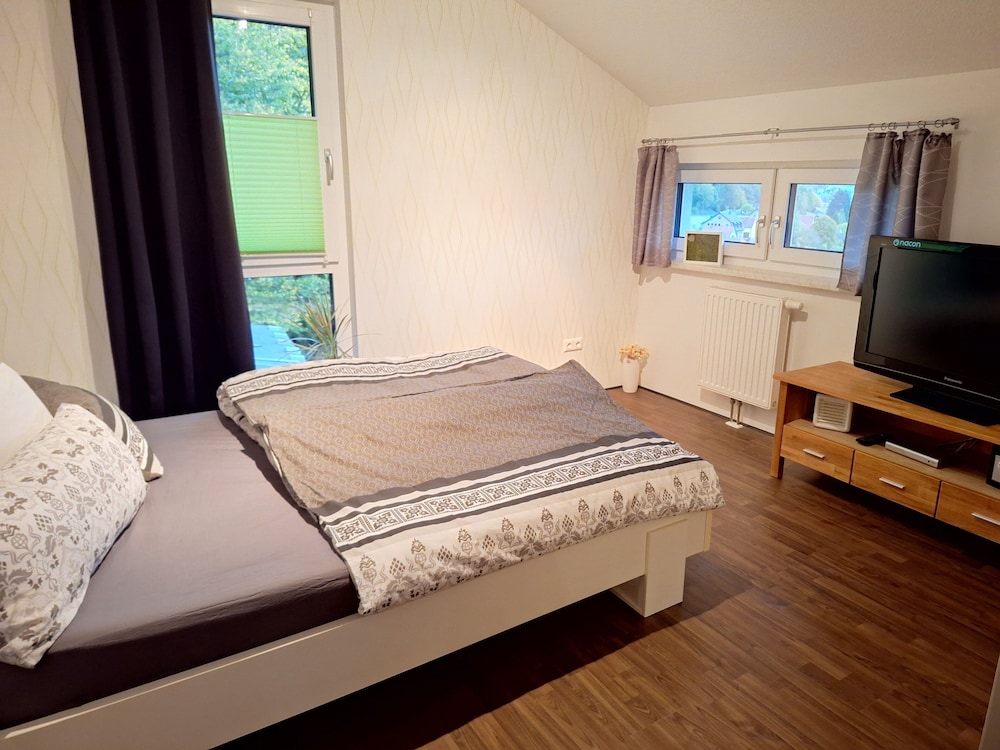 Unser Ferienhaus Bedeutet Urlaub, Entspannung, Ruhe, Natur, Erlebnis, Wohlfühlen - Brotterode