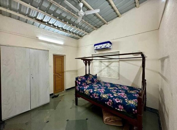 Shahab Bungalow - Mumbai