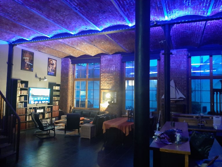 Luxury Loft In Lille/tourcoing With Sauna, Spa, 2-6 Guests - Courtrai