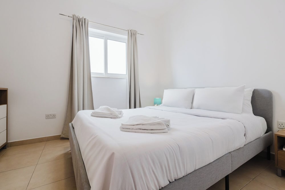 This Apartment Is A 1 Bedroom(s), 1 Bathrooms, Located In Sliema, Null. - Valletta, Malta