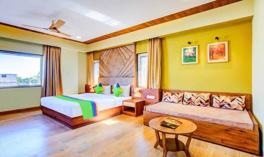 Hotel Opulence Inn - Udaipur