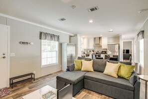 Casa (2 Bedrooms) | Interior