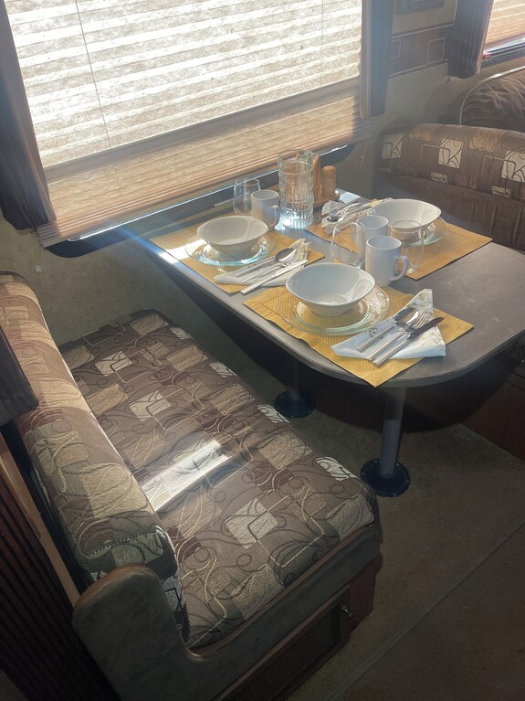 Cozy And Comfortable Camper To Get Fun And Good Times - Florida