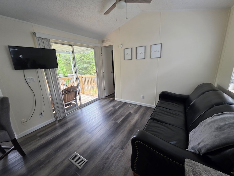 Pigeon Forge 2br Cottage Near Dollywood - Pigeon Forge, TN