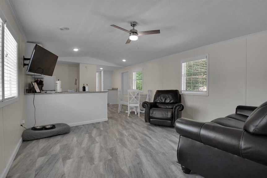 Cozy 2br Cottage Near Dollywood & Mountains - Pigeon Forge, TN