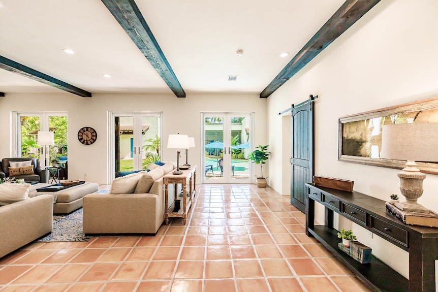 Sedona Style Resort Home Awaits Your Company! - Fort Myers, FL