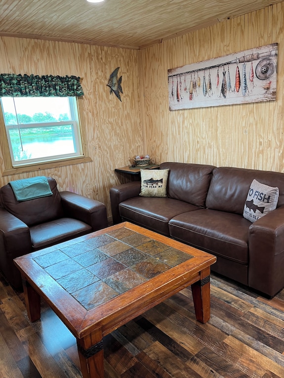 Bass Lodge - Lakefront - New - テキサス州