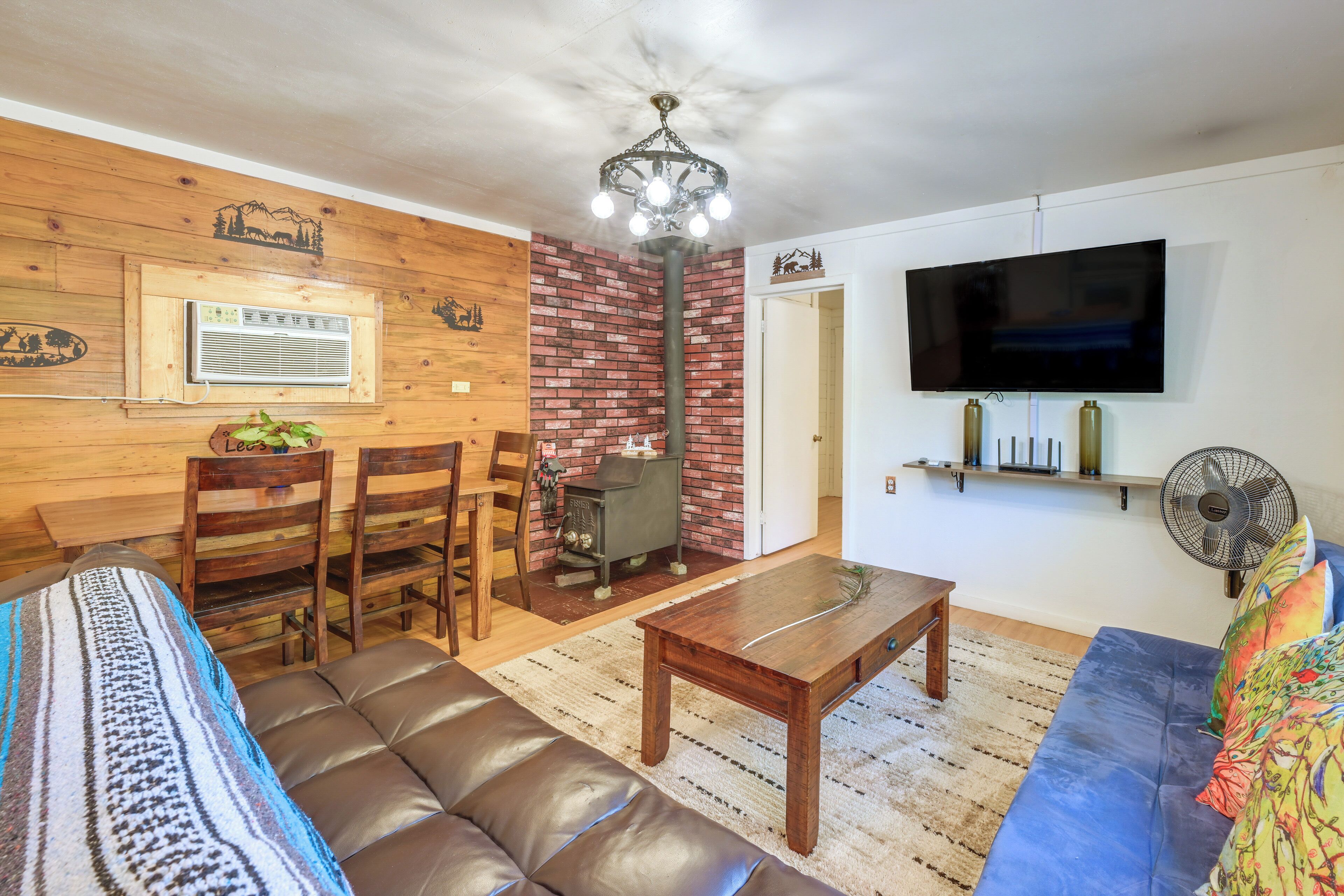 Rustic Cabin W/ Patio: 8 Mi To Kings Canyon Park - California