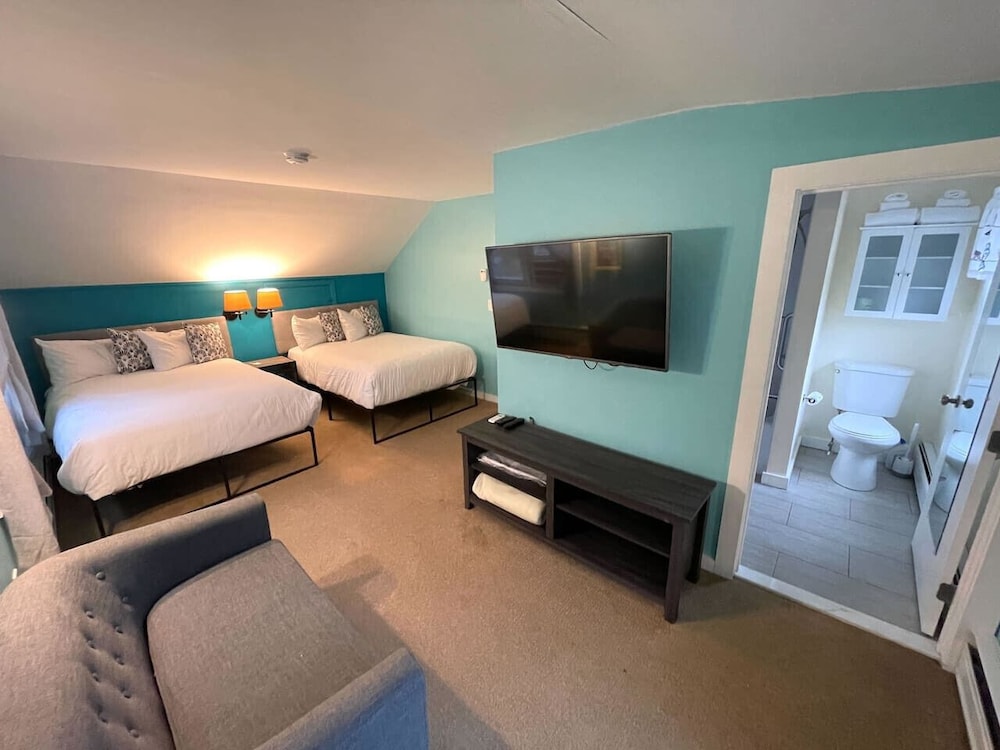 Sleep Woodstock - Deluxe Suite - Woodstock, VT