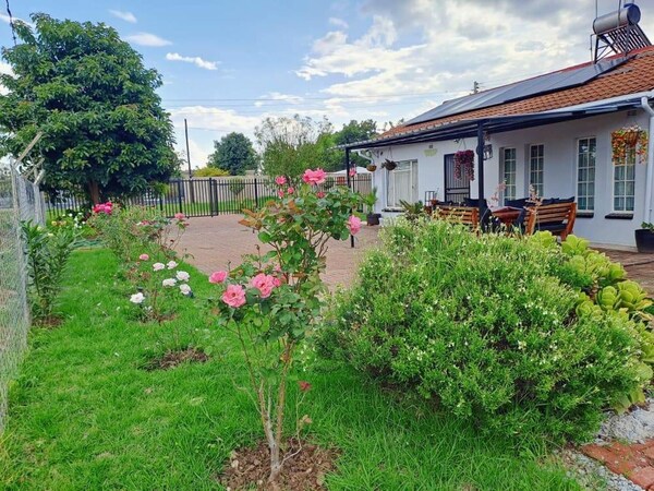 2bed-4guests-garden-nearcentre&attractions - Harare