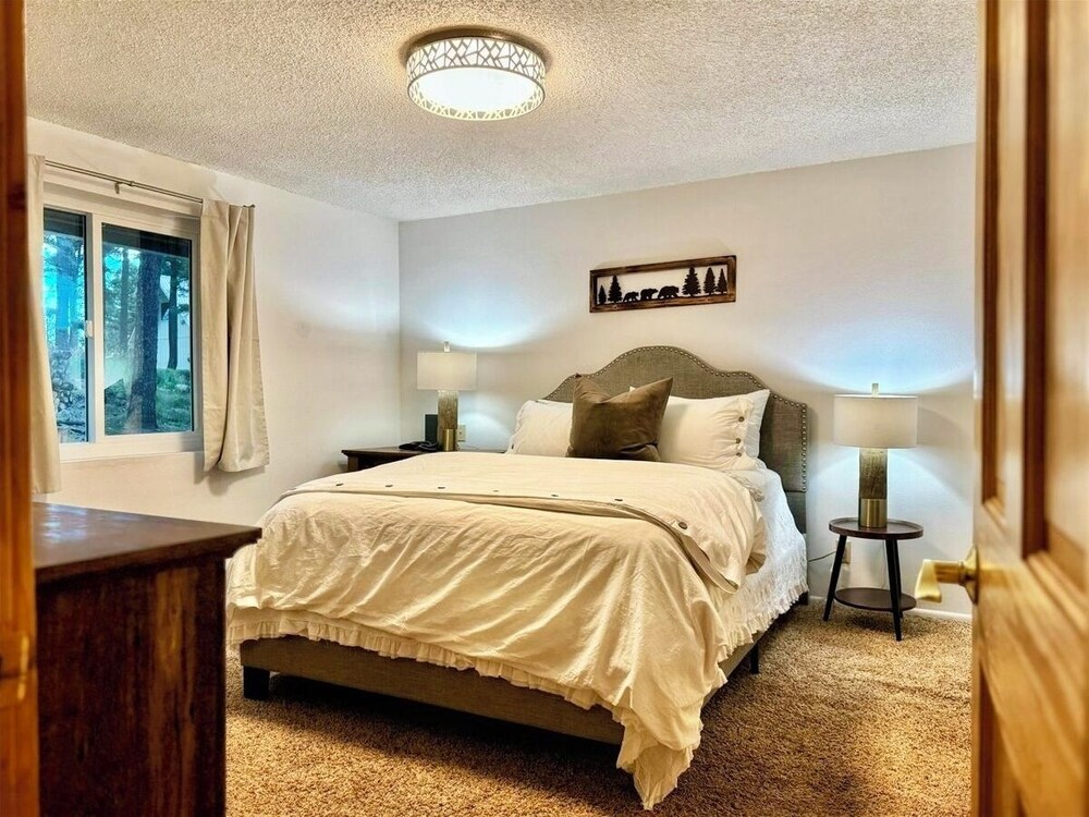 Family friendly home in golf course community near Monte Verde lake ...