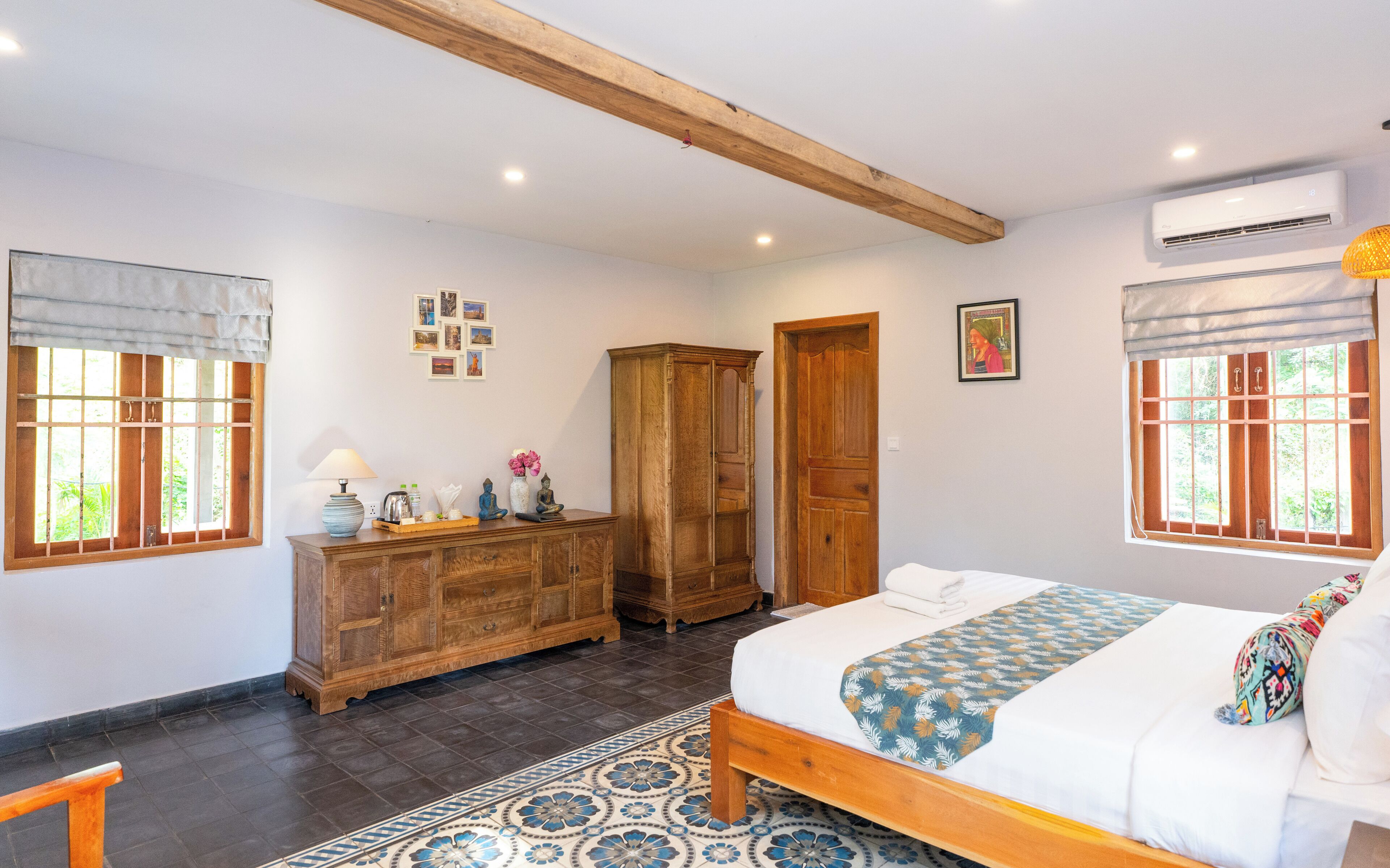 Quarto Deluxe, 1 cama king-size, não fumadores, vista para a montanha | Vista do quarto