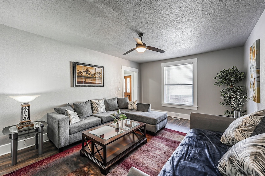 Lavish Island 3-bedroom Home In Galveston With Ac, Wifi. - Galveston, TX