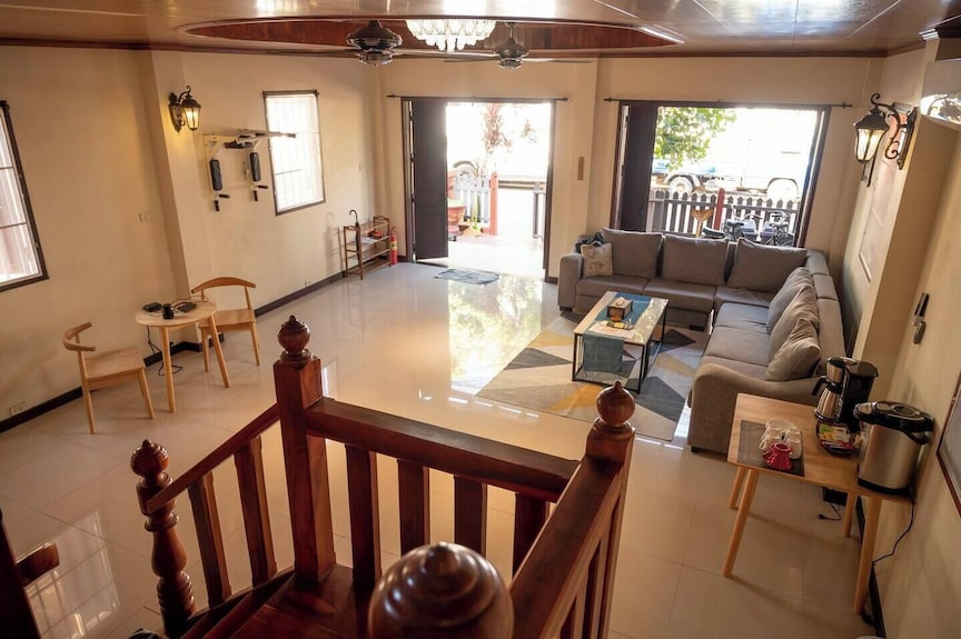 Heart Of Historical Area; Walk Shops, Night Market - Luang Prabang