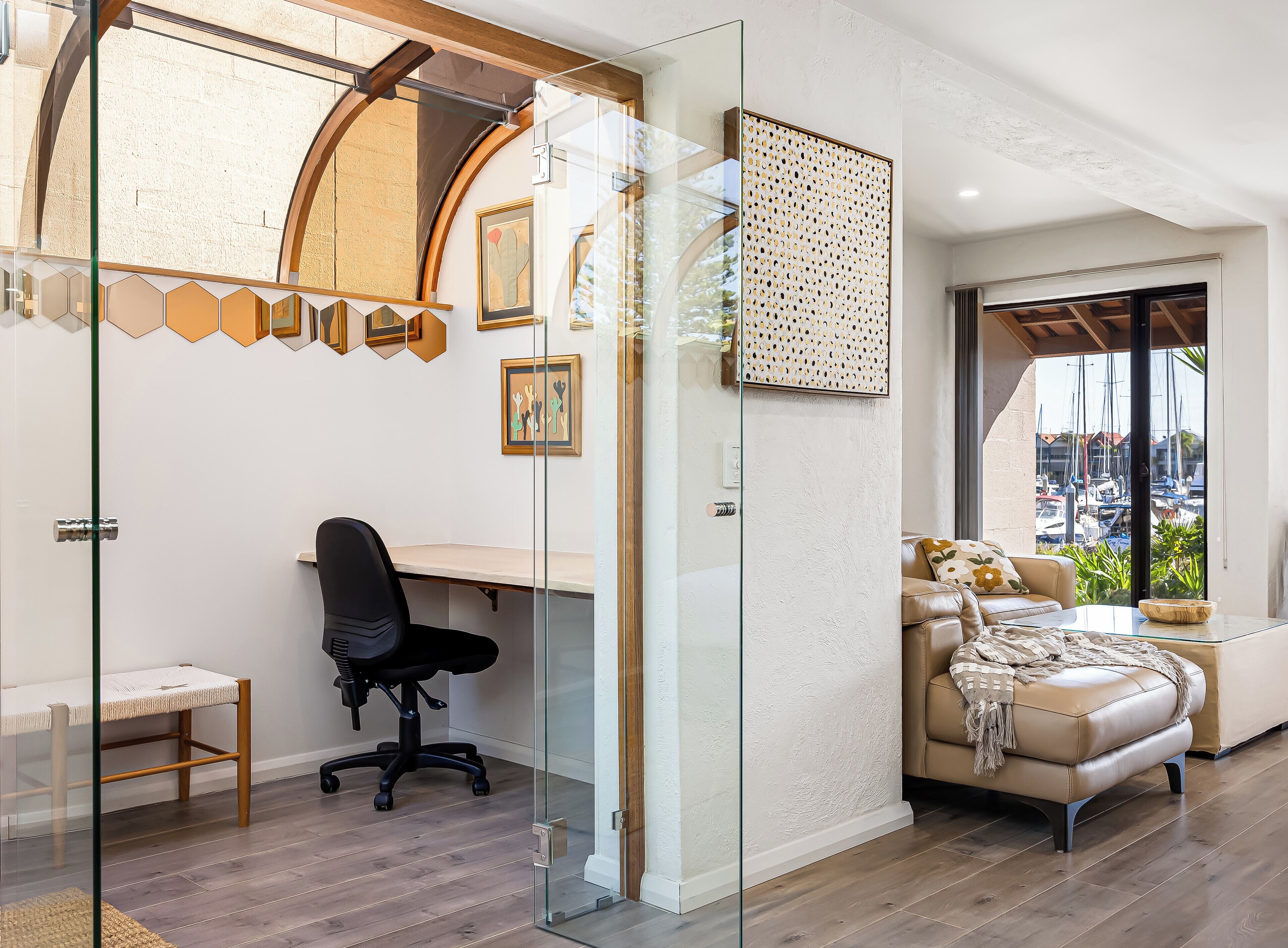 Swainson On Lady Gowrie - Adelaide