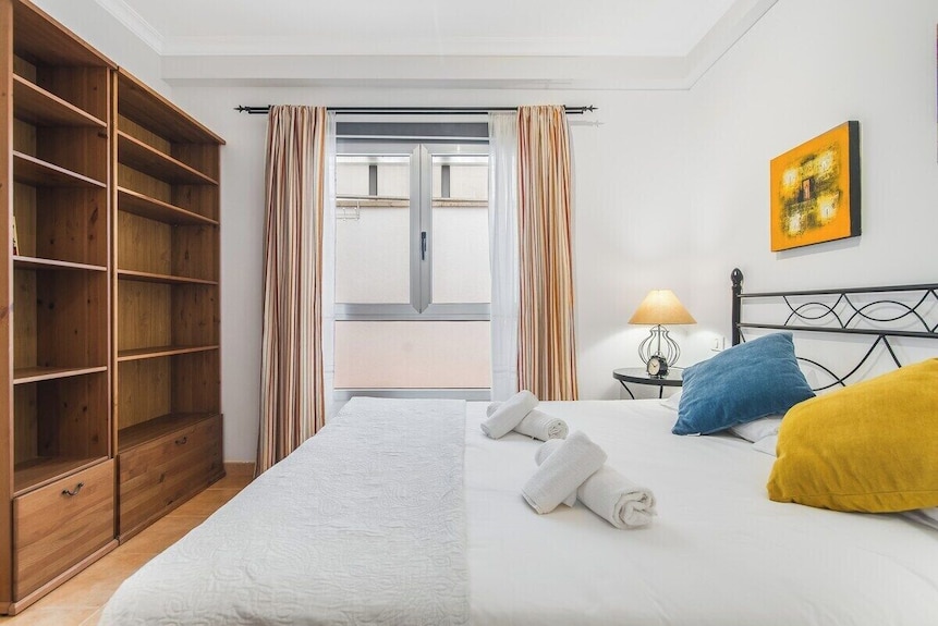 Home2book Bright Retreat With Pool, Sardina Beach - Sardina