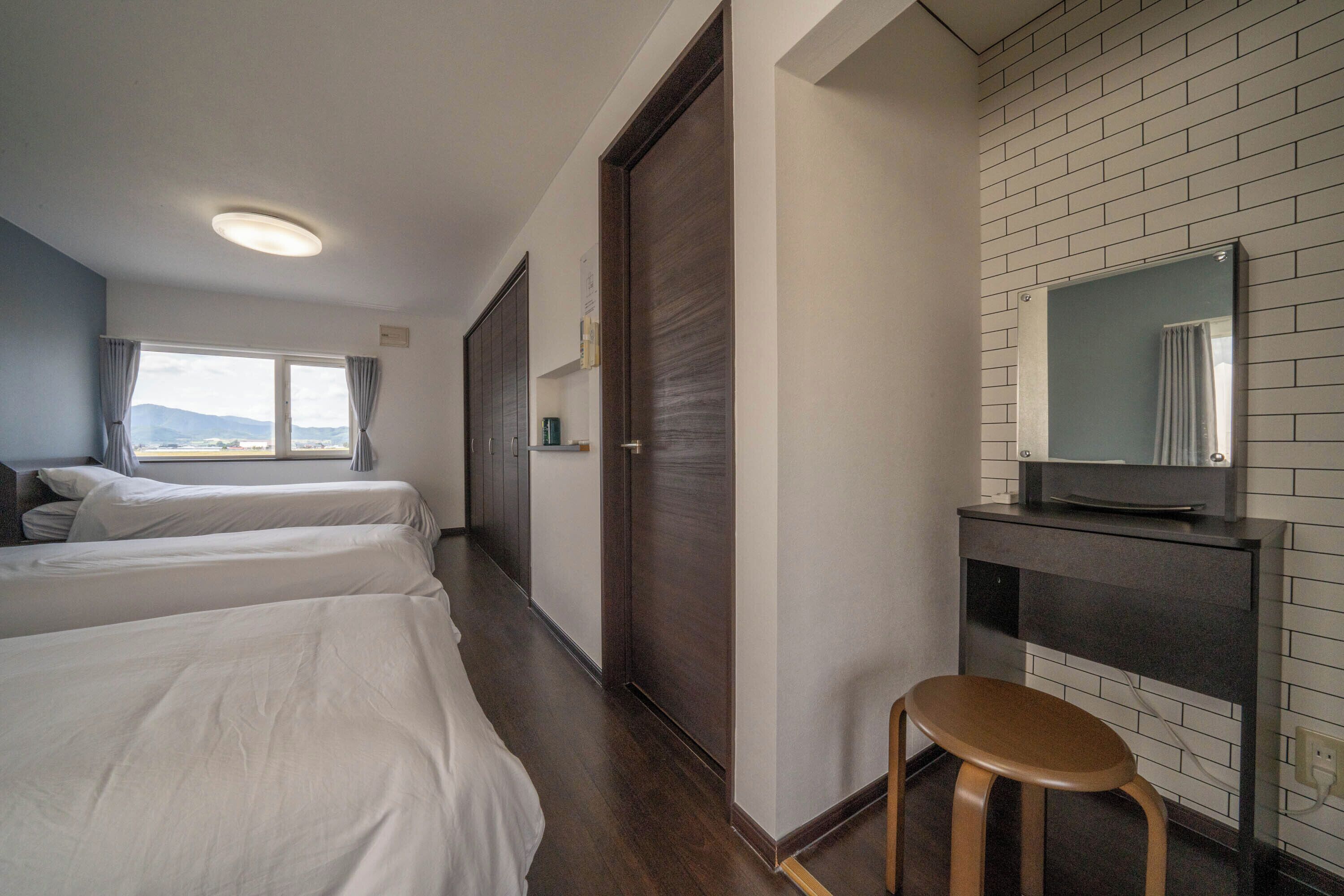 4 quartos, ferro/tábua de engomar, Wi-fi grátis 