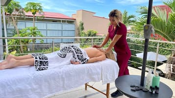 Massagens de pedras quentes, massagens musculares profundas