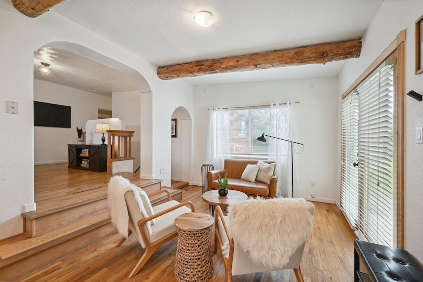 Spacious Cozy Family Home W/ Hot Tub, Private Yard, Fire Pit - Highlands Ranch, CO