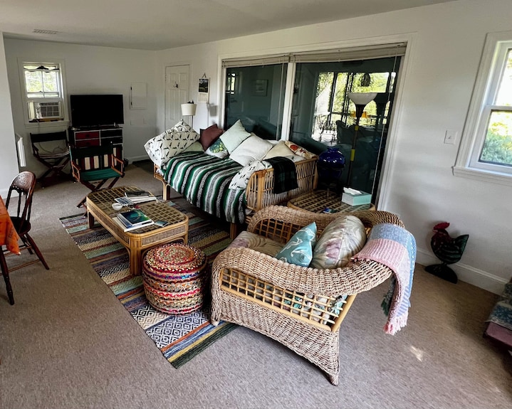 Marsh View Cottage In Arrowsic Is A Perfect Nature Getaway W/ Nearby Amenities - New England