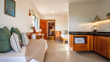 1 quarto, cofre no quarto, cortinas/cortinados opacos