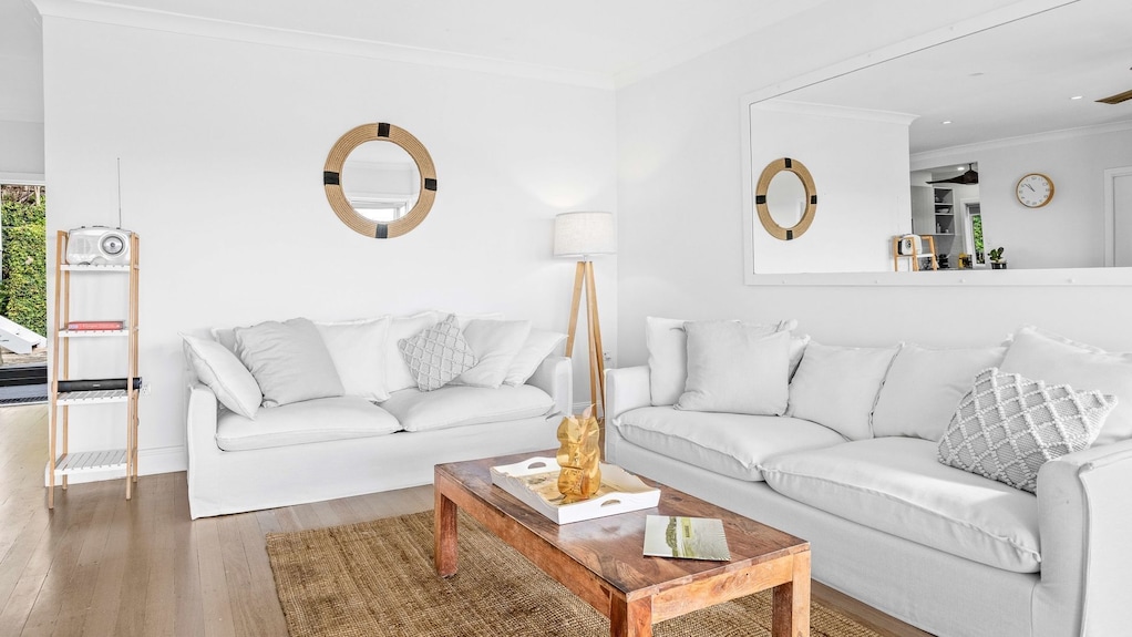 Sensational Ocean Views In Maianbar - South Cronulla Beach, New South Wales