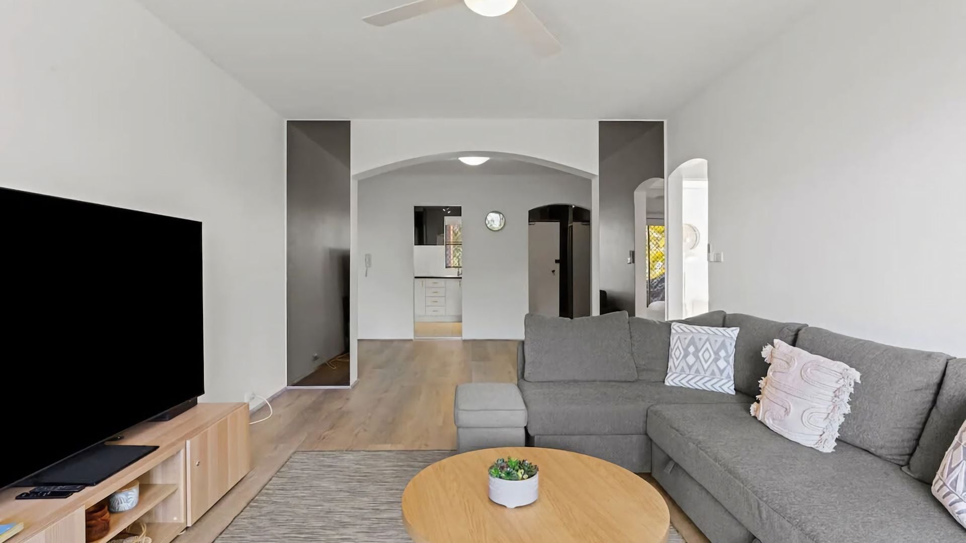 Serenity Sands Where Calms Seas, Soft Breezes And Pure Relaxation Awaits. - Port Stephens