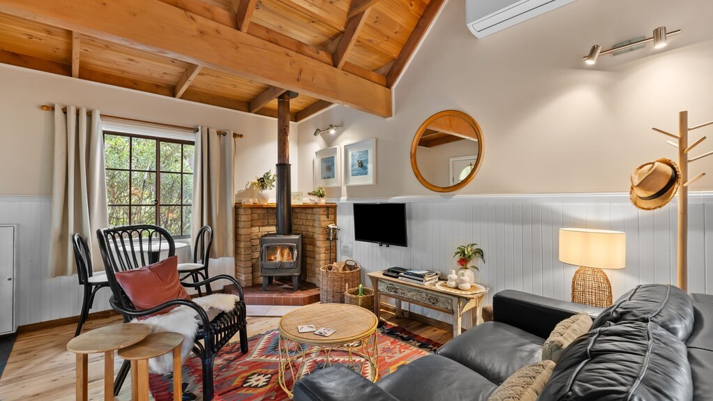 Romantic Tricklebeck Spa Cottage - Blackheath