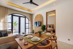 Apartamento Comfort, vista para a piscina (Unit 5) | Sala de estar