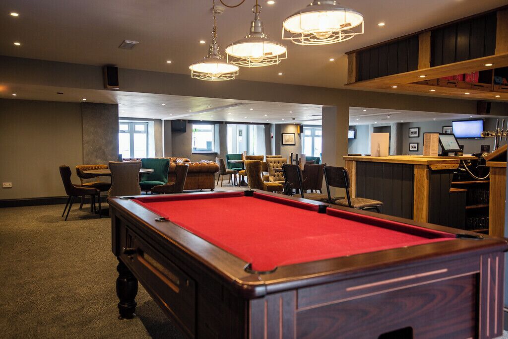 Pool - Fireplace - 2br Lodge - Petsok - Parking - Cornwall