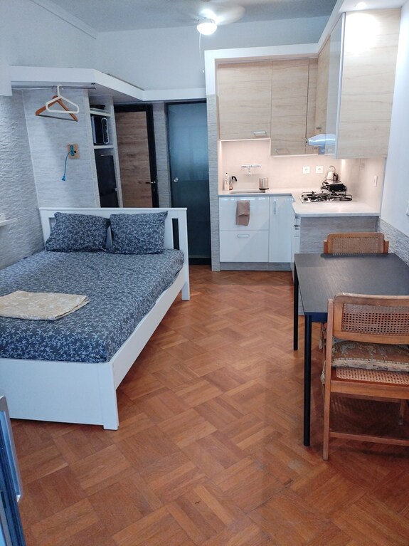 Two Big Waterfront Apartments In Same Building - Thessalonique