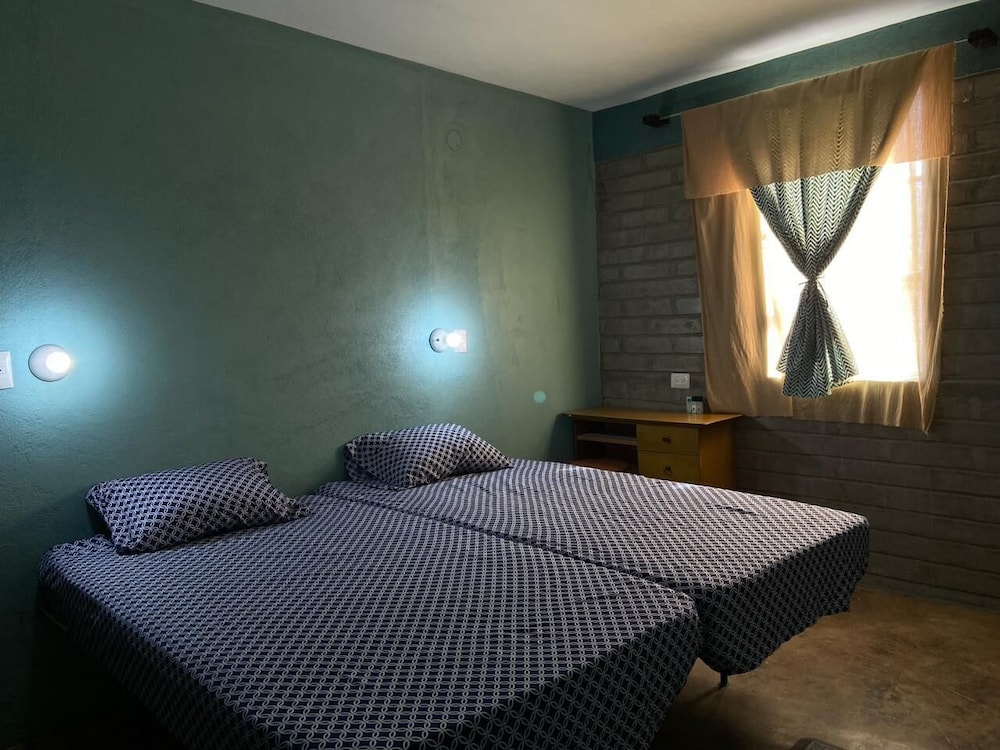 Earth Block, View Of Mitla, 5 Private Rooms/bath Rented Separately, Wifi, - Oaxaca