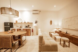 Villa, 2 quartos, vista para a piscina | Sala