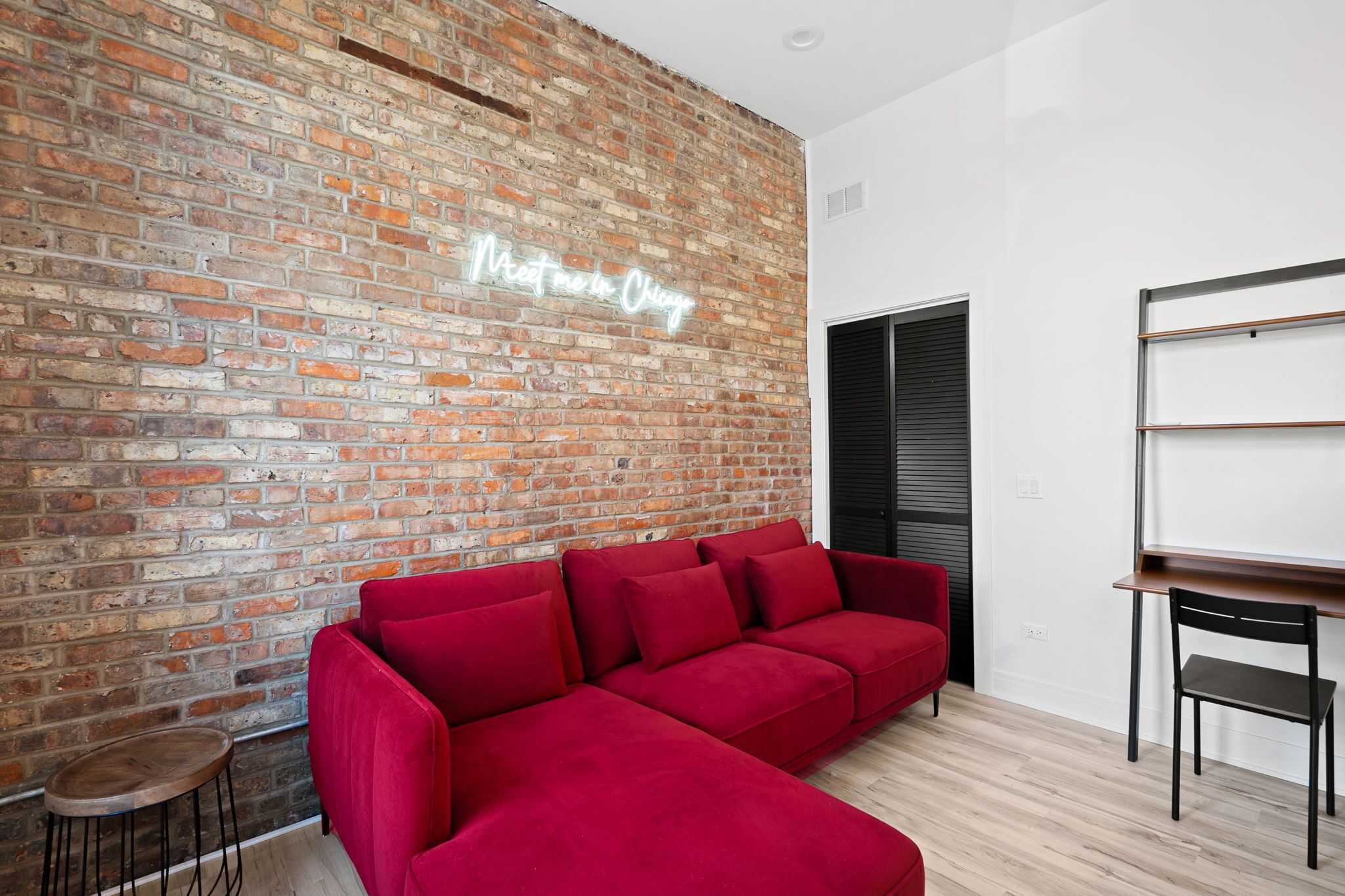 Chic Modern Loft Near United Center, Uic/imd & Downtown W/ Parking - The Carousel, Brookfield